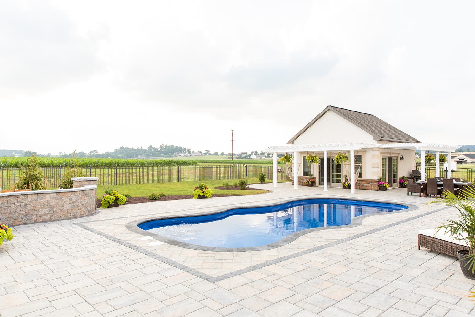 Our Featured Hardscape Projects | SHS Distributors