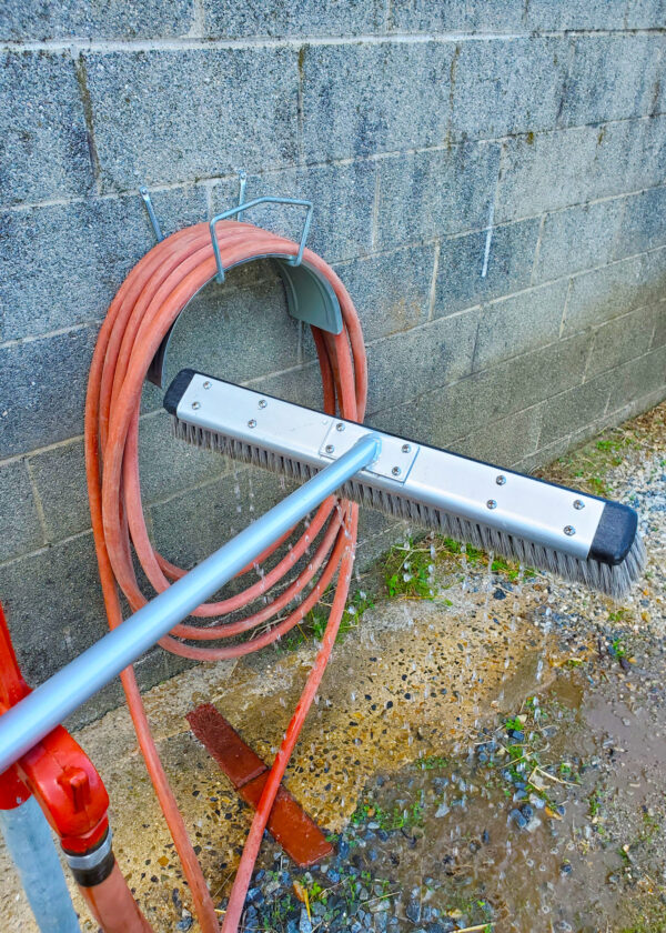 Hydro Broom - The Water Broom That Makes Life Easier